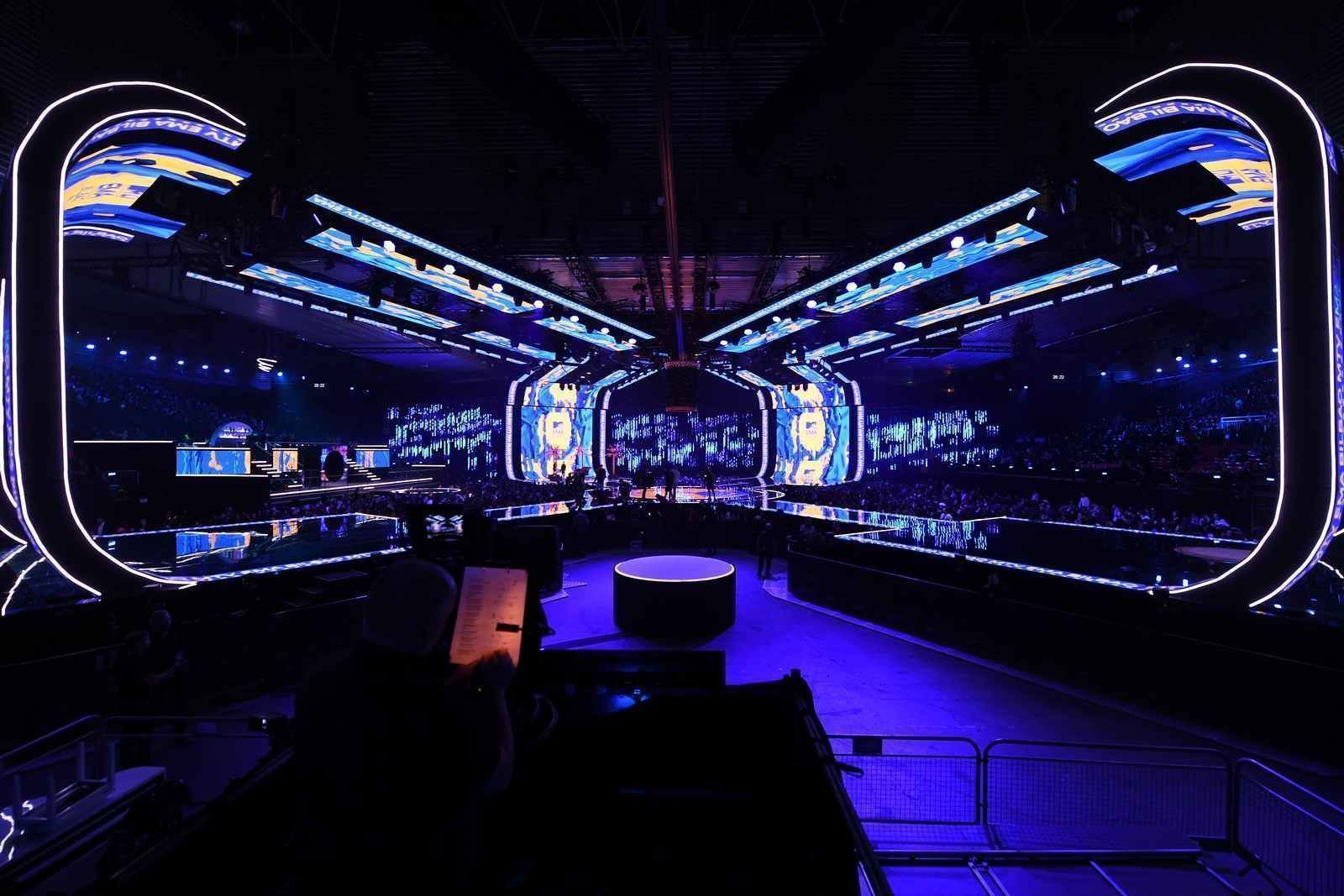 ROE Visual for MTV EMA | ROE Visual