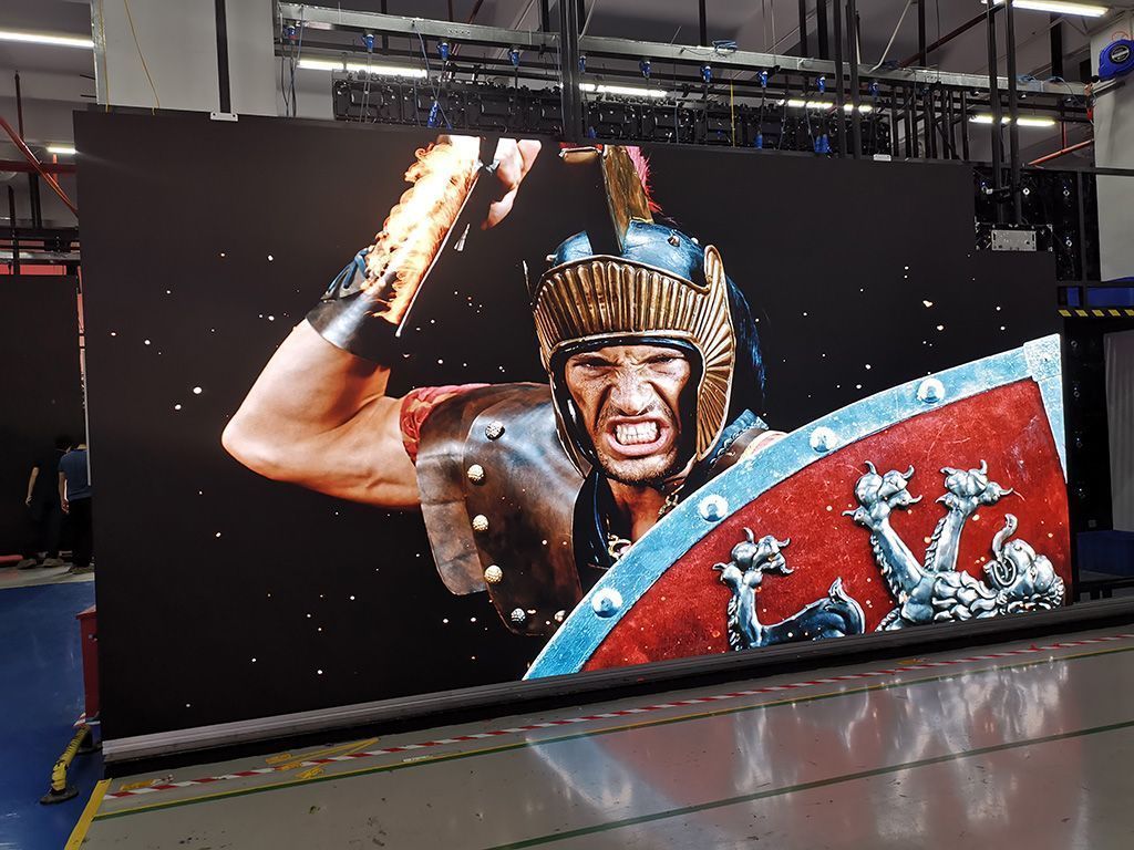 Amber LED panels create immersive experience for Studio 45 | ROE Visual