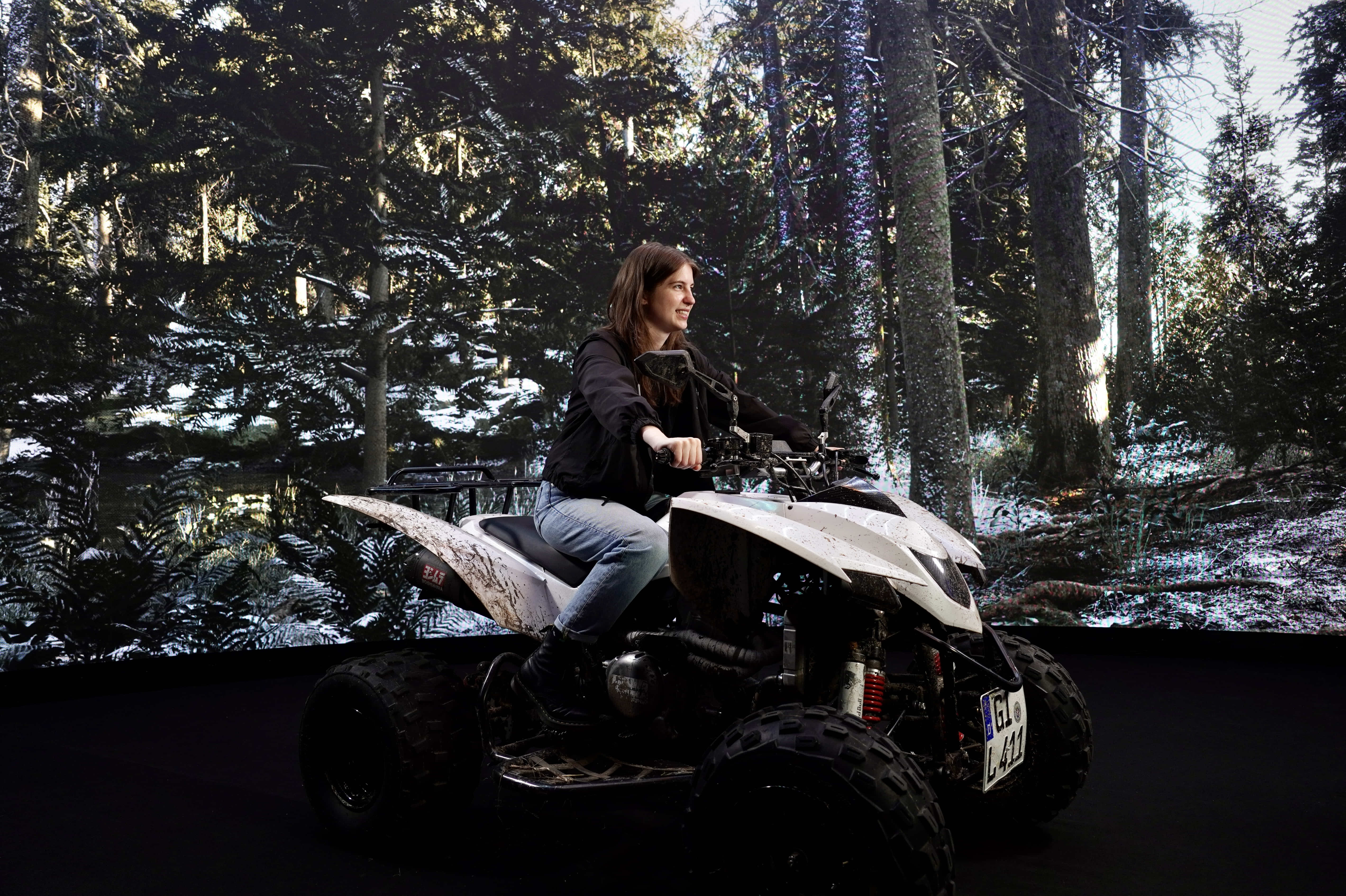 Bright! Studios Invests In ROE Visual LED Panels | ROE Visual